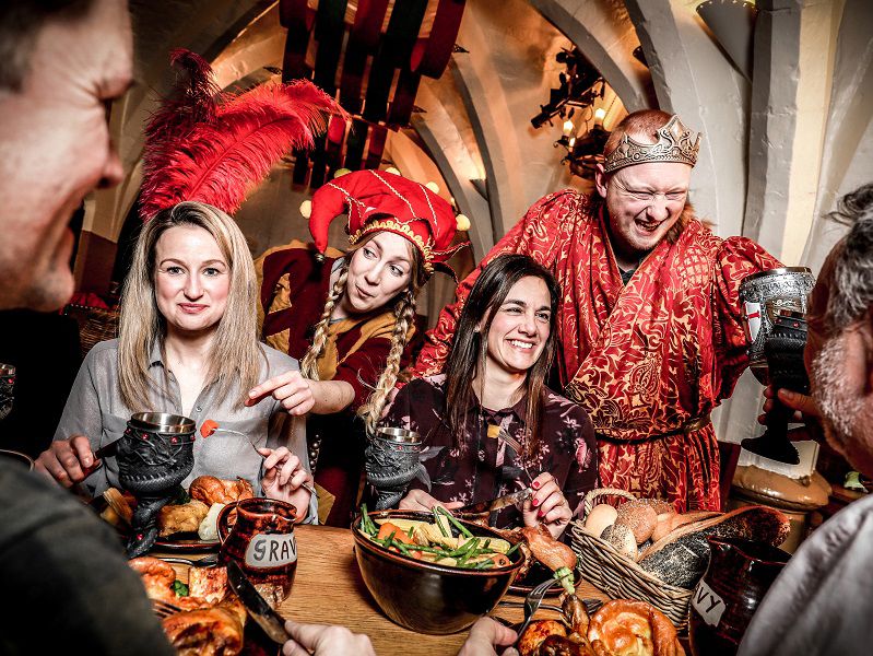 Themed Dining | Warwick Castle