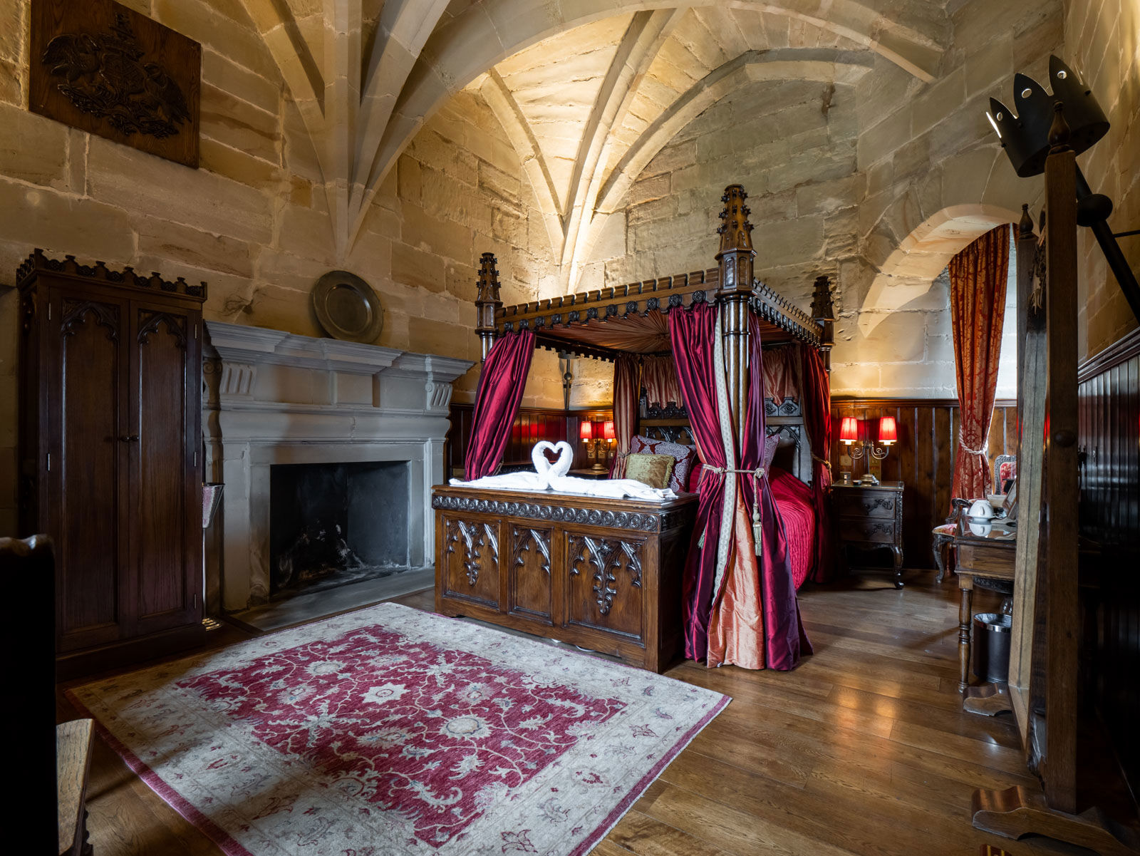 Caesar's Tower Suites | Warwick Castle